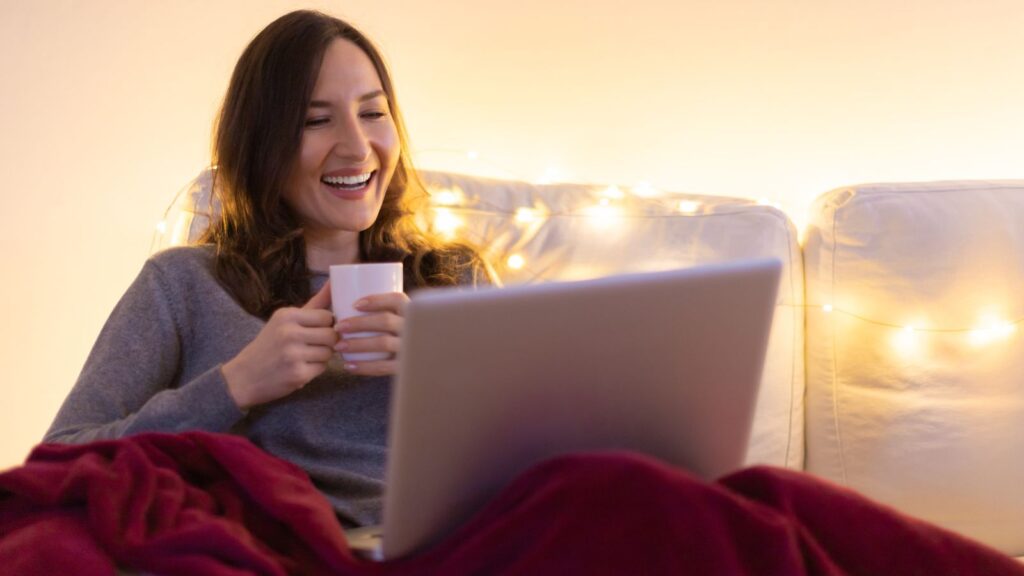 How to Set Things Up When Going it Alone in Your Career - SOCIETEMAG.com