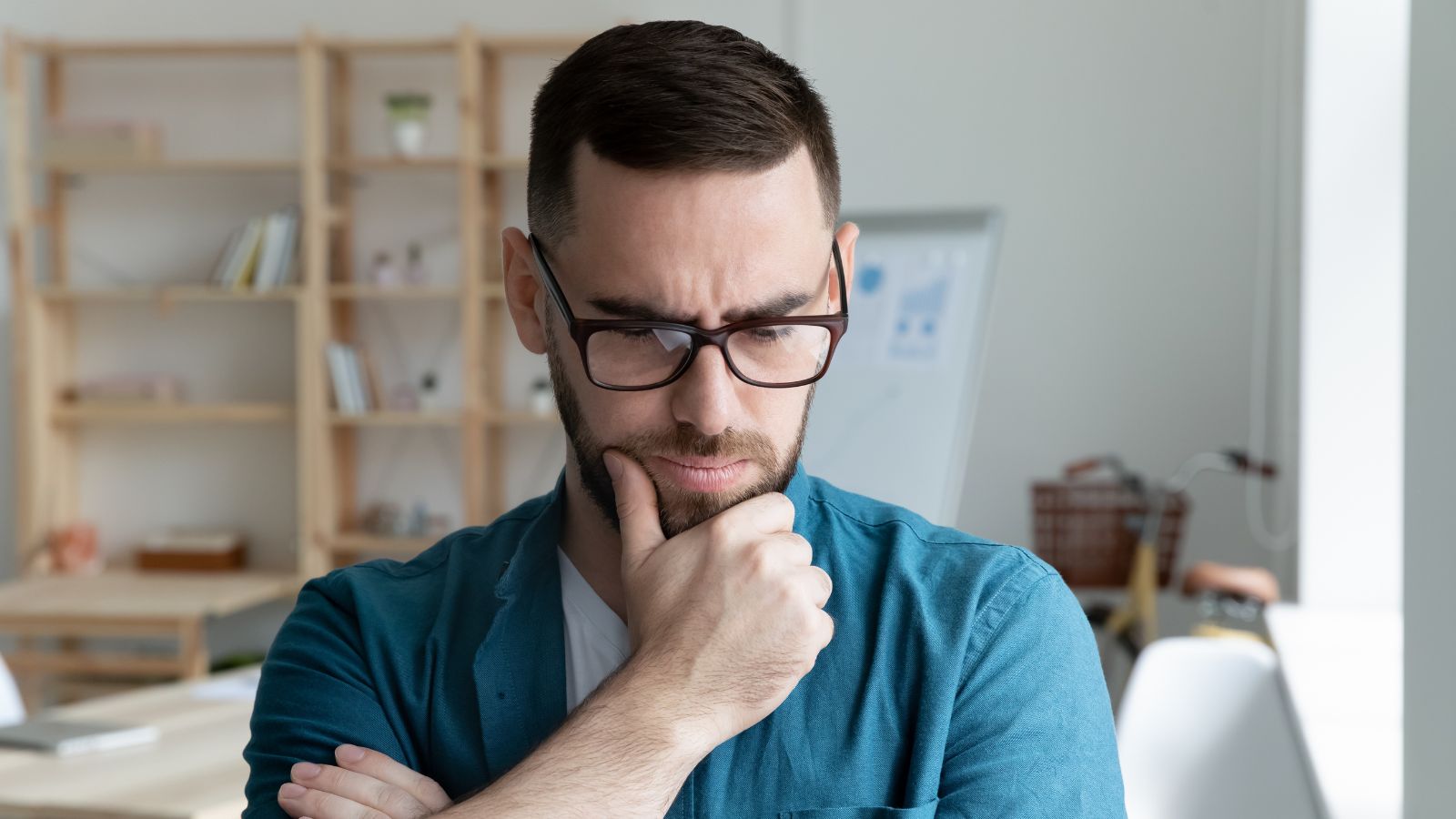 18 Behaviors That Show an Adult Lacks Class - SOCIETEMAG.com