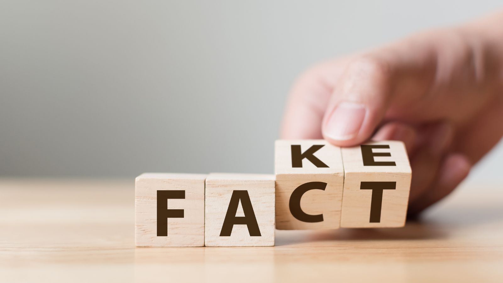 21 Signs Someone May Be Poorly Educated - SOCIETEMAG.com