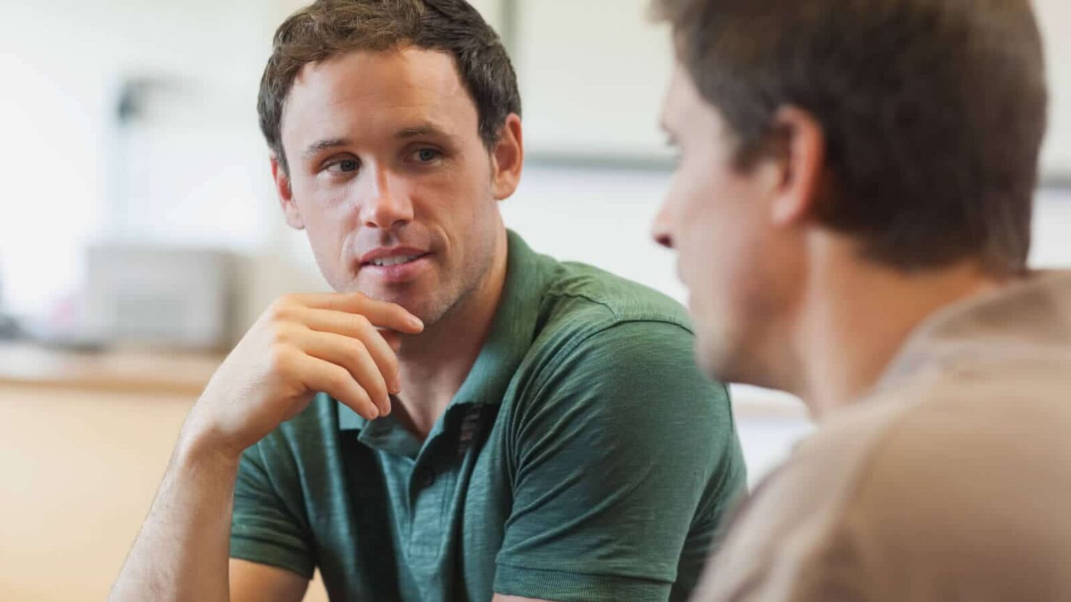 18 Behaviors That Show an Adult Lacks Class - SOCIETEMAG.com