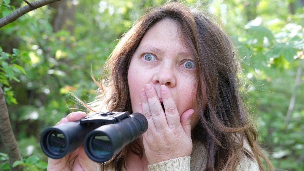 18 Neighbor Behaviors That Will Push Your Patience to the Limit ...
