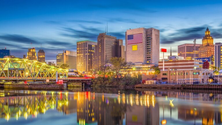 Ranking the 18 Smartest States in America - SOCIETEMAG.com