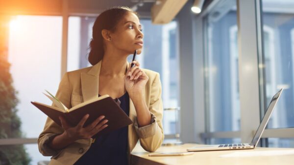 21 Characteristics That Define an Alpha Female - SOCIETEMAG.com