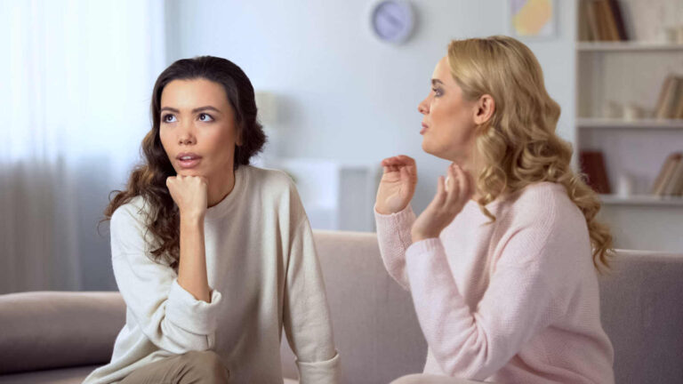 19 Witty Phrases That Instantly Humble An Arrogant Person - SOCIETEMAG.com