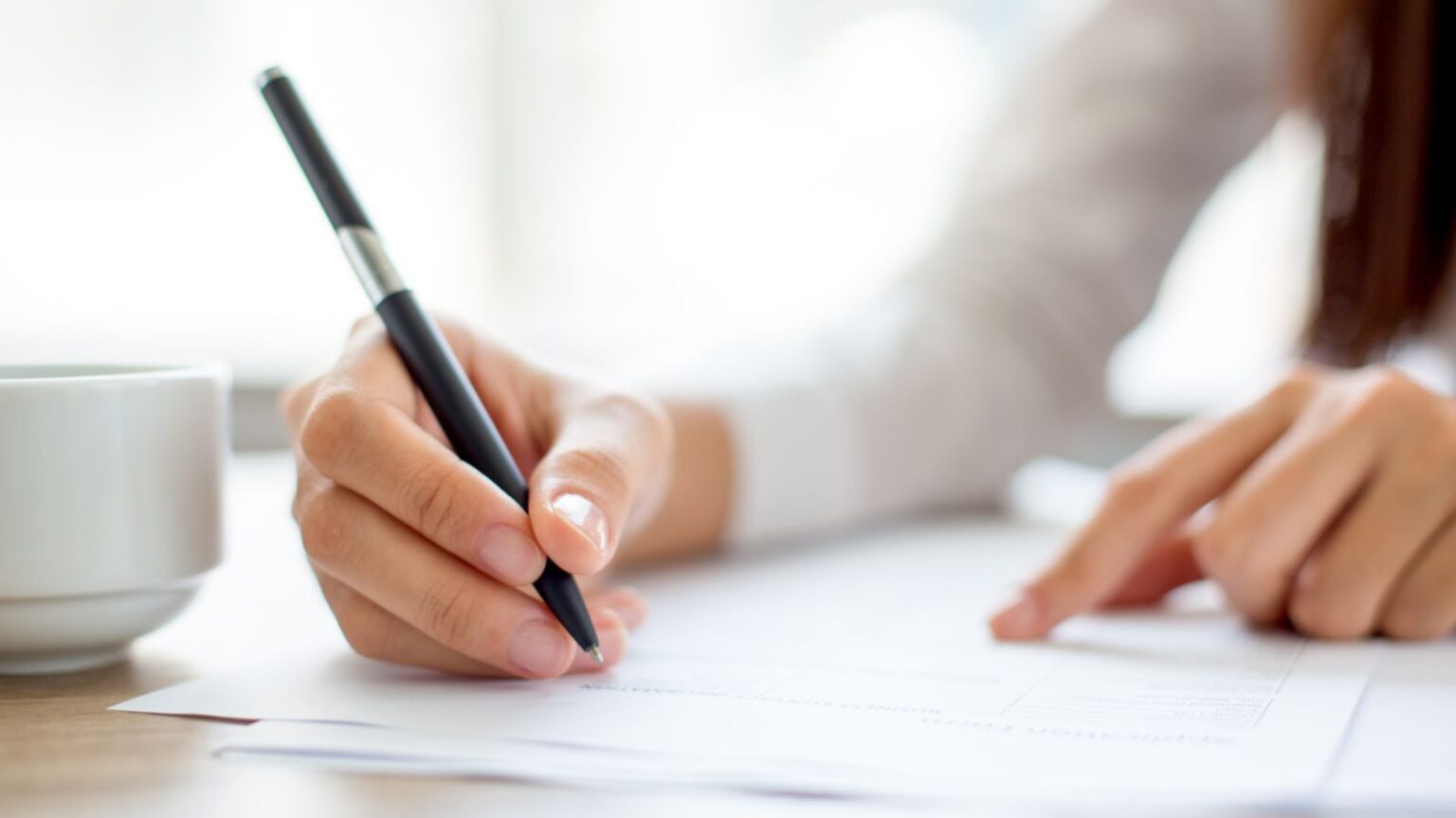 21 Signs Someone May Be Poorly Educated - SOCIETEMAG.com