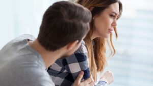 19 Ways to Tell You’re Being Overly Clingy in Your Relationship ...