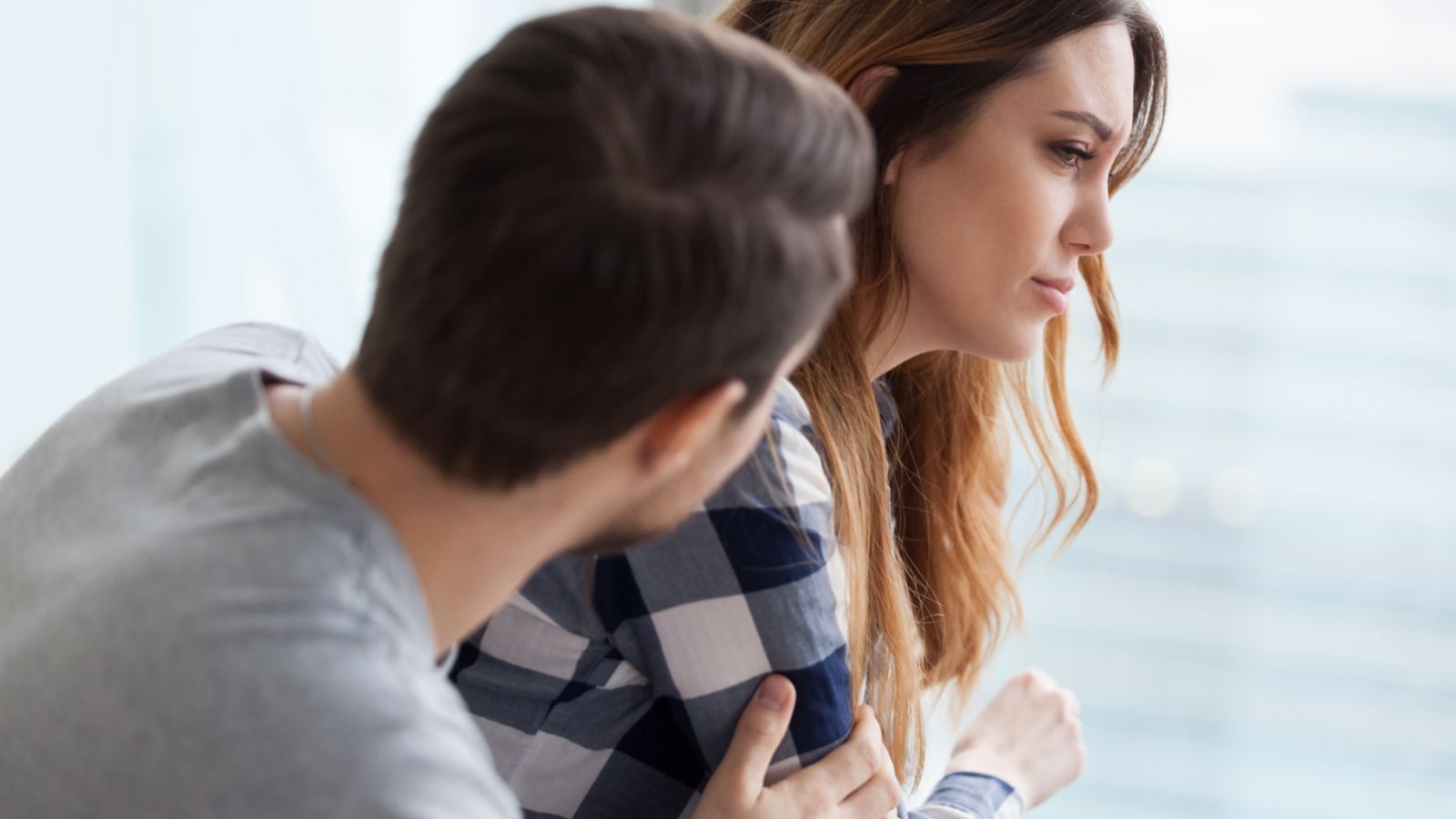 19 Ways to Tell You’re Being Overly Clingy in Your Relationship ...