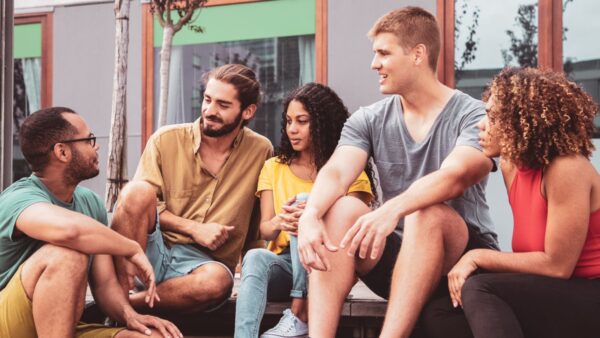 19 Ways to Recognize Low Intelligence in People - SOCIETEMAG.com
