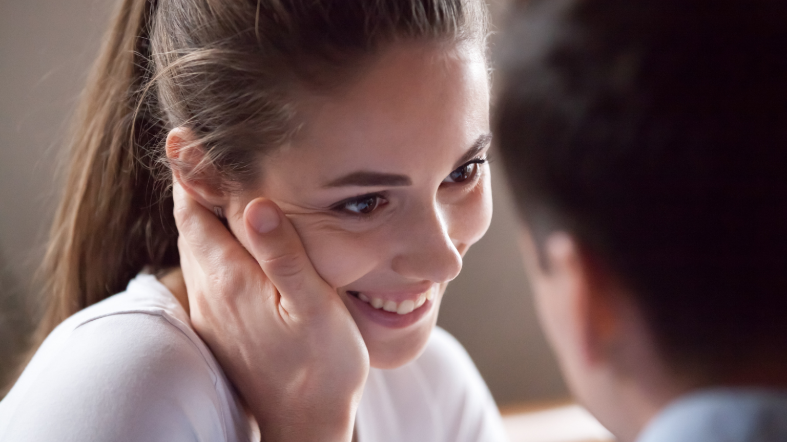 16 Differences Between Loving Someone and Being Deeply In Love ...