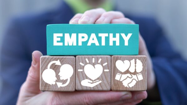 19 Ways to Recognize Low Intelligence in People - SOCIETEMAG.com