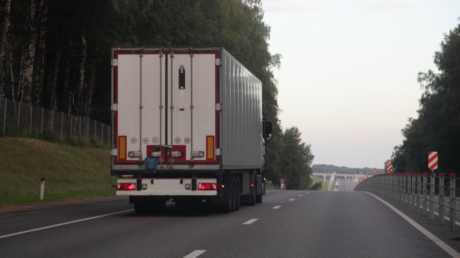 18 Times American English Made More Sense Than British English ...