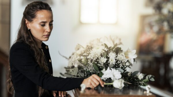 The Order in Which Your Senses Shut Down as Death Approaches ...