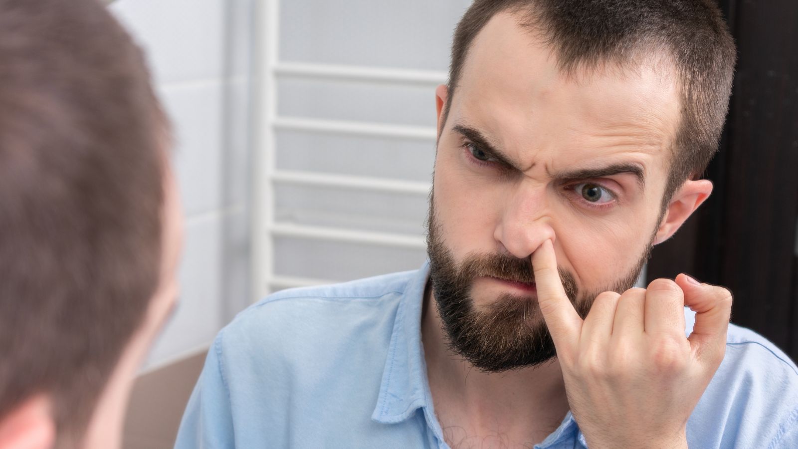 20 Embarrassing Things We All Do (But Won't Admit) - SOCIETEMAG.com
