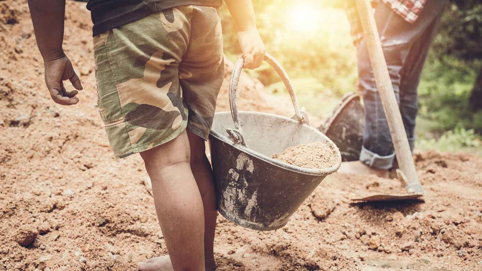 18 Outdated Traditions That Are Hard to Believe Today - SOCIETEMAG.com