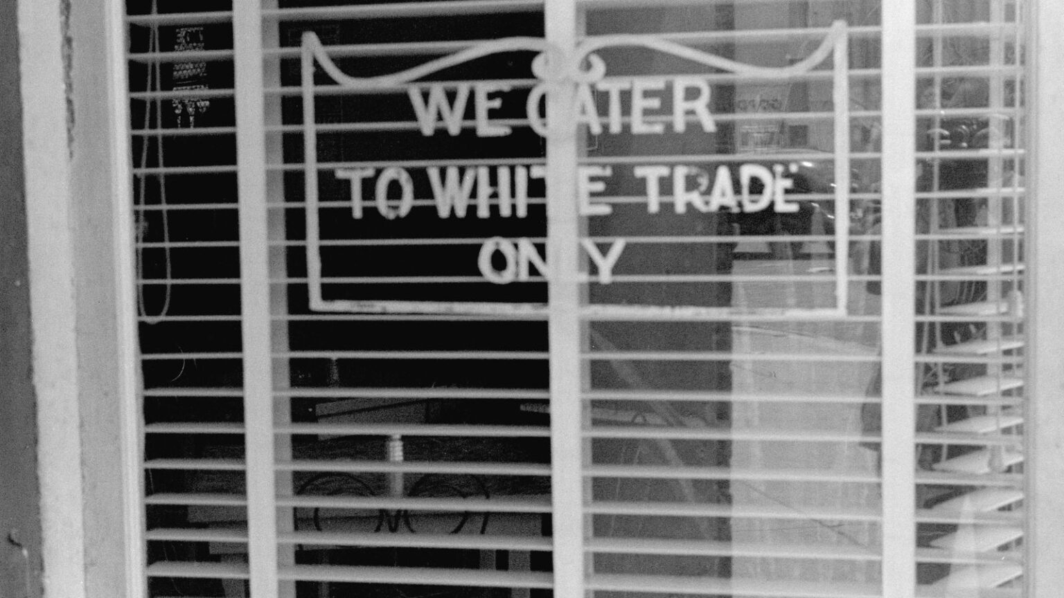 18 Outdated Traditions That Are Hard to Believe Today - SOCIETEMAG.com