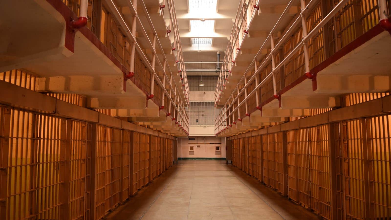 19 Unwritten Rules Inmates Must Obey in Prison - SOCIETEMAG.com